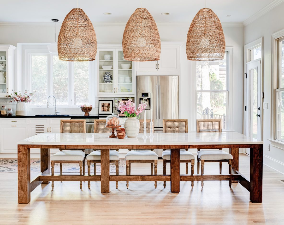 The Art of Crafting Custom Dining Tables: A Masterpiece for Your Home ...